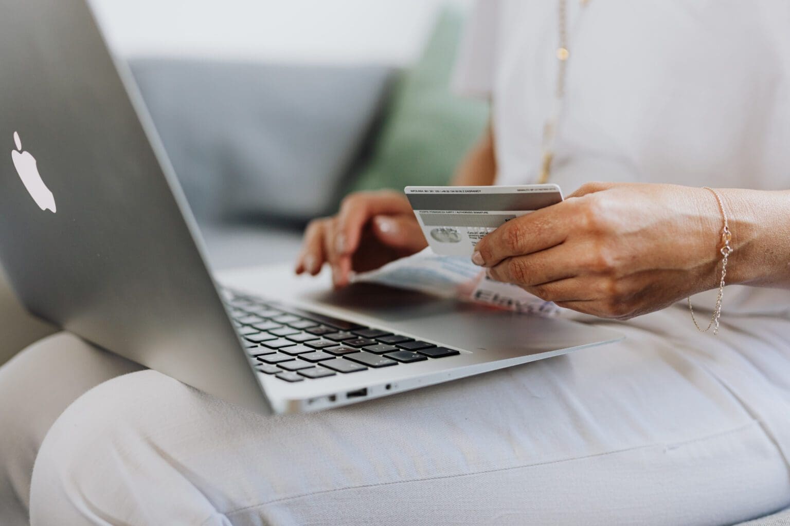 Strong Authentication for e-Commerce and PSD2 directive